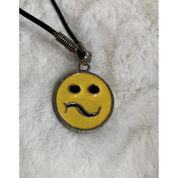 Jewelry | Squiggly Smiling Smiley Face Vintage Rope Necklace Yellow ...